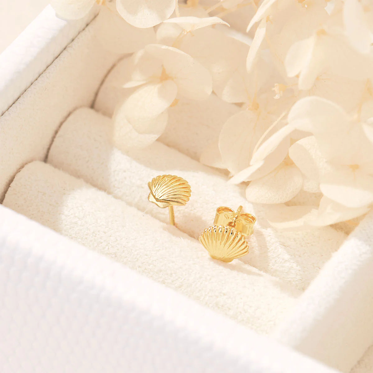 Dainty Seashell Studs Gold – Noreen's Seaside Shop