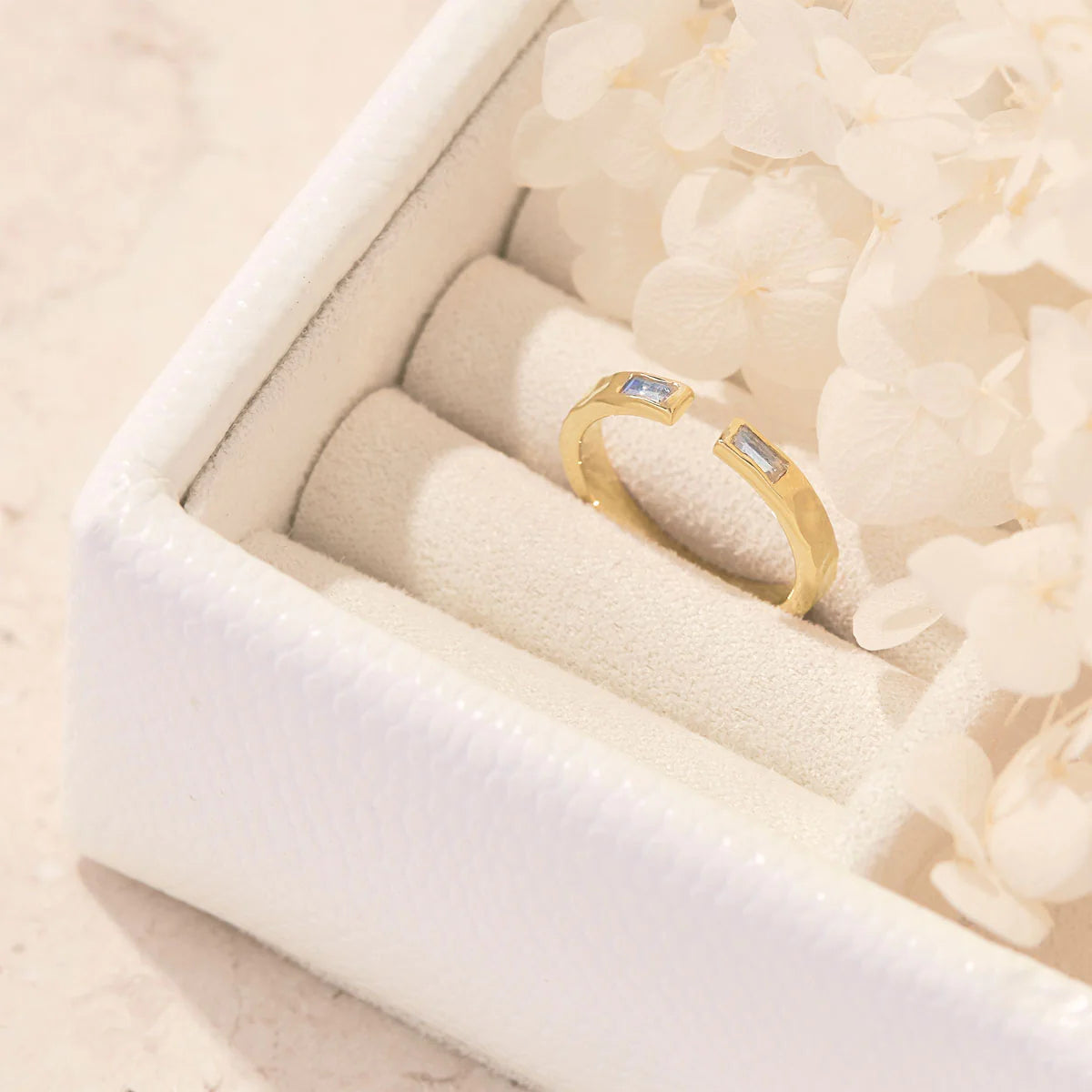 Leora Moonstone Ring Gold – Noreen's Seaside Shop